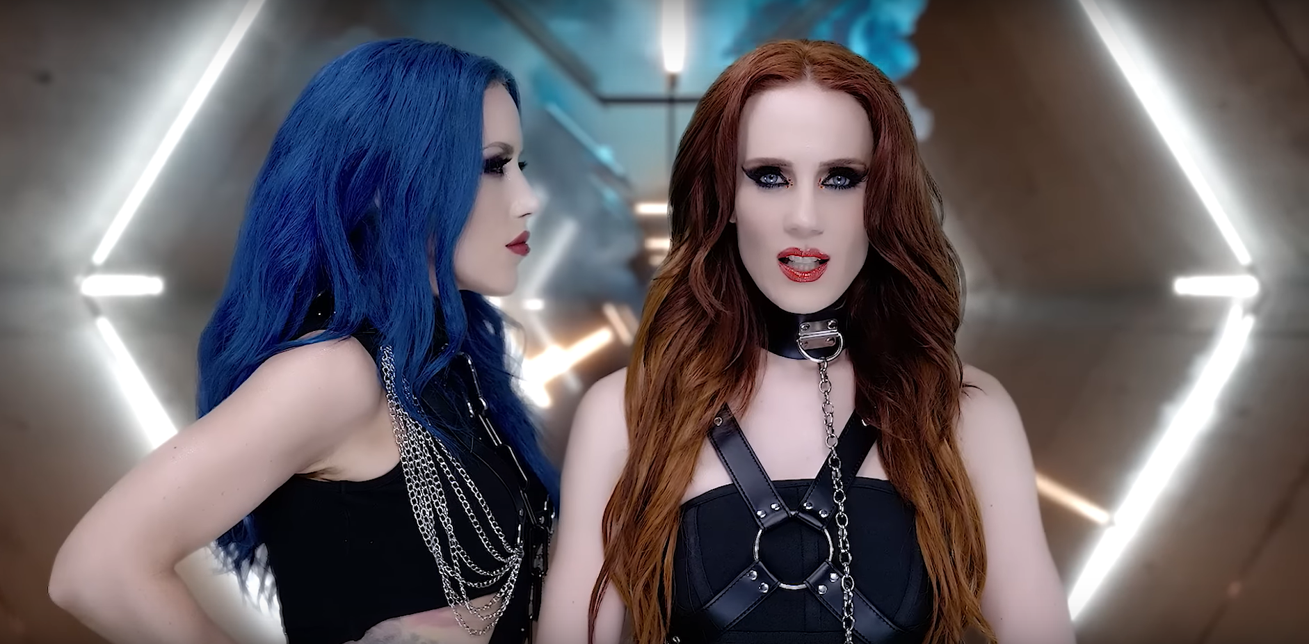 Simone Simons, Alissa White-Gluz'ın (Arch Enemy) konuk olduğu yeni ...